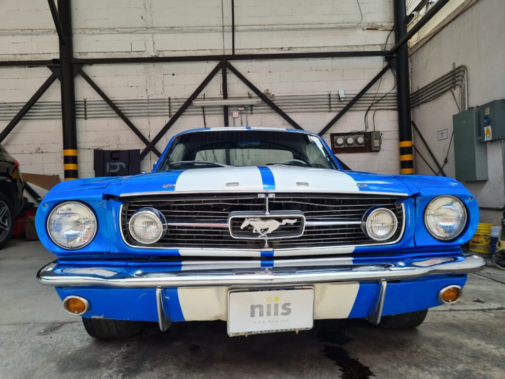 Ford Mustang Hard Top - Niis Automotriz